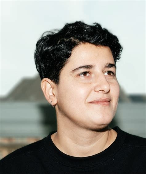 salwa achek medium