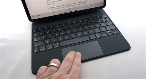 Review Apple Magic Keyboard For The IPad Pro Pickr