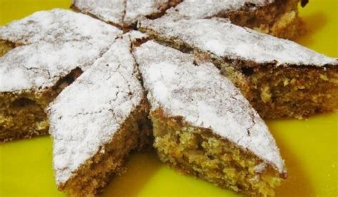 Сладкиш с орехи и сладко от смокини Рецепт Кулинария Орехи Кексы