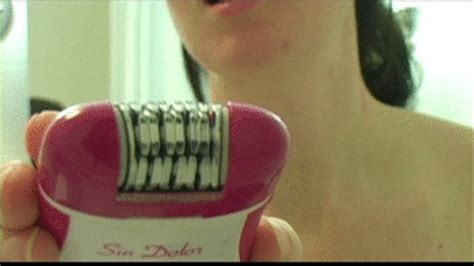 Plucking Facial Hair On Womans Face Kittys Fetish World Wam Braces