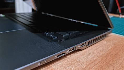 Rog Flow X16 2022 Gv601 The 2 In 1 Gaming Laptop Tech Edition