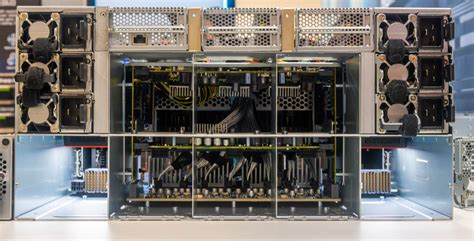 SC23 te Büyük Gigabyte NVIDIA Yapay Zeka Sunucuları