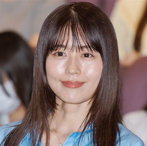 有村架純、美肩ドレスで魅力全開 “圧倒的な透明感”に衝撃「マジで可愛い」 エンタメ ニュース ｜クランクイン！