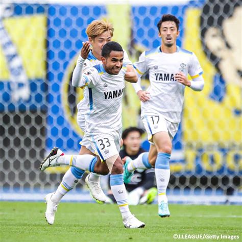 Goal Japanさんのインスタグラム写真 Goal Japaninstagram「🔷 逆転勝利の磐田が、逆転でj1昇格！🙌 J2