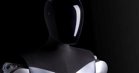 Tesla Ceo Elon Musk Unveils Prototype Humanoid Optimus Robot Trendradars