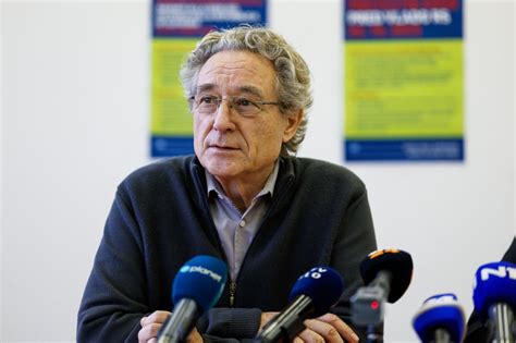 Sindikati Pozvali K Umiku Sporne Določbe Sicer Se Obeta Stavka