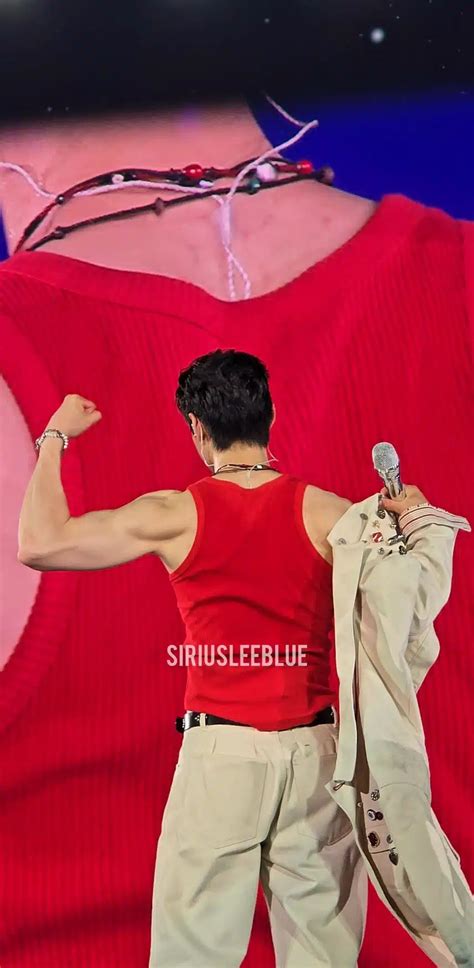 어제자 빨간나시 차은우 레전드 무대 컷 팬플러스 커뮤니티