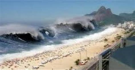 Tsunami In Indonesia 15 Anni Fa Londa Anomala Che Fece 230 Mila Morti