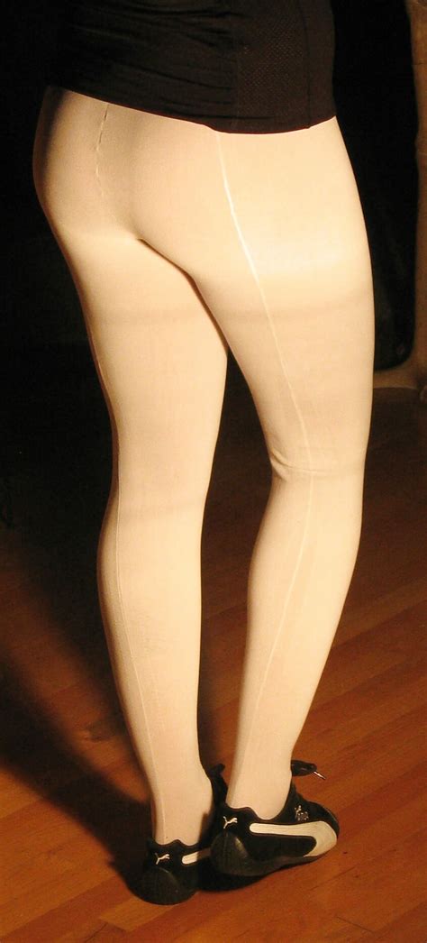 Pantyhose Tights Cock Bulge 10 Pics Xhamster