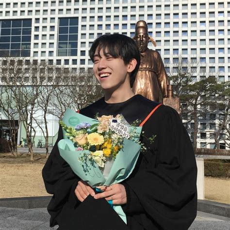 Female Daily Editorial Mengenal Heo Seong Beom Peserta University War Yang Curi Perhatian