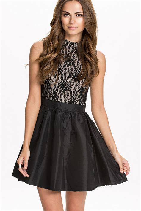 Anybody Looks Smarter With This Graduation Dresses Ohh My My
