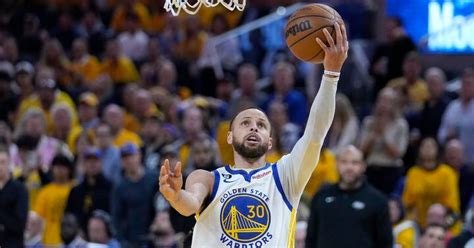 ‘nba 스타 커리 골프명예의전당서 찰리 시포드 상 받는다