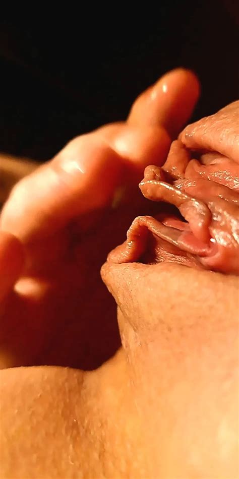 Hammer Hard Close Up Of My Pussy Which Is Mirroring Itself 24 Pics Xhamster