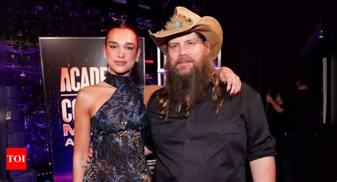 Chris Stapleton And Dua Lipa Drop Live Duet Think I M In Love With You