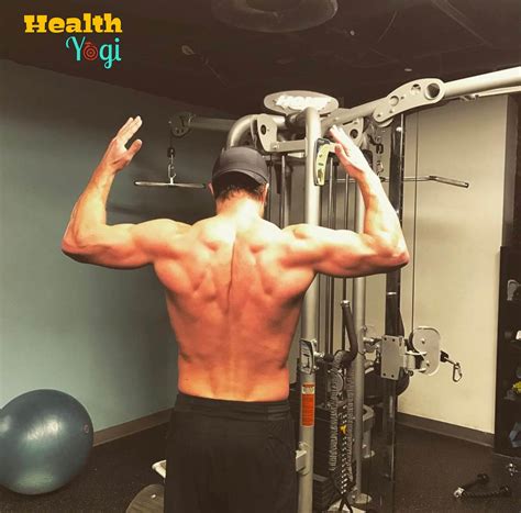 Stephen Amell Workout Routine And Diet Plan Train Like A Oliver Queen