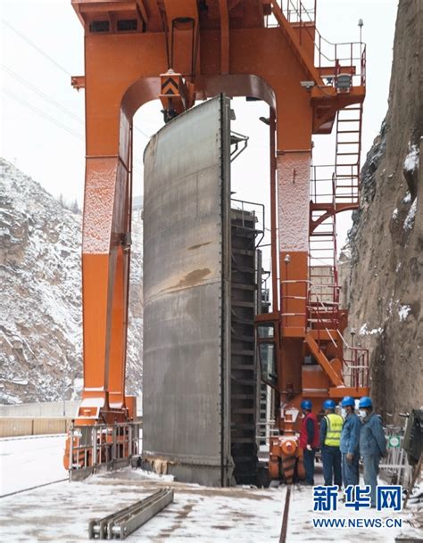 刘家峡水电厂顺利完成2号机闸门提门工作 新华网甘肃频道