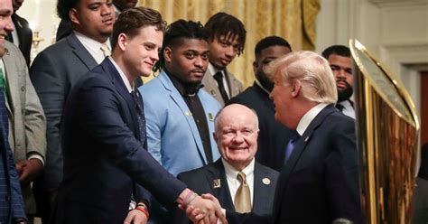 Lsu Quarterback Joe Burrow Praises Trump After Teams Visit To The
