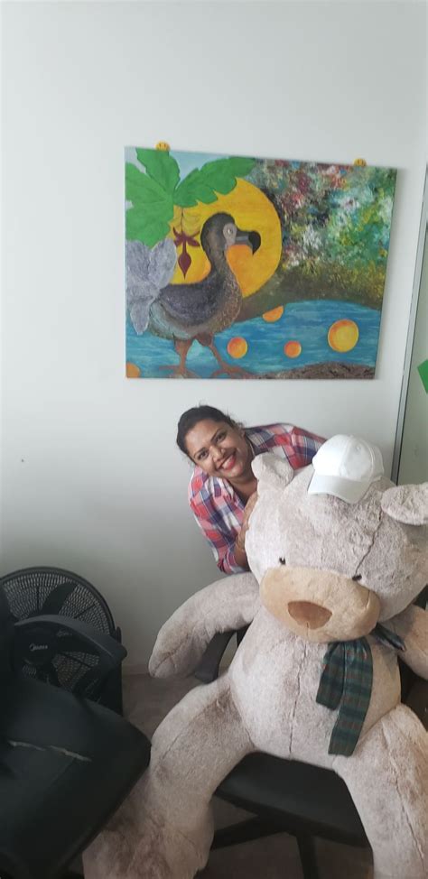 Paul Layfield On Linkedin Karishma Hiding Behind Bob