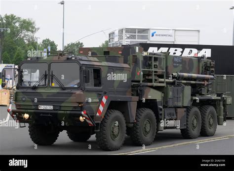 MIM-104 Patriot, US-amerikanisches bodengestuetztes Flugabwehrraketen ...