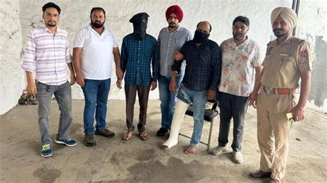 Punjab Two Caught Trying To Extort Money From Bathinda Businessman