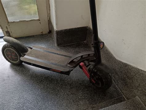 Električni romobil kugoo G booster