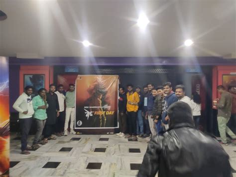 Masrur ᴾᵃᵗʰᵃᵃⁿ On Twitter Rt Joysrkian2 Hum Srk Fans Ko Achhe Se