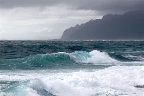 Tropical Storm Olivia Fades But Still Soaks Hawaii Anchorage Daily News