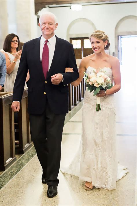 Bride Walked Down The Aisle By Man Who Received Her Fathers Donated