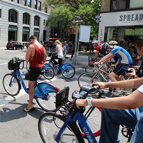 Lets Be Friends The Road Sharing Guide For Drivers And Cyclists Zipcar