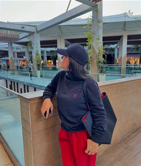 Nadia Hari Aidanhari • Instagram Photos And Videos