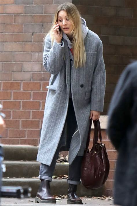 Kaley Cuoco On The Set Of The Flight Attendant In New York 10062020