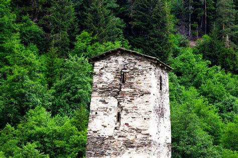 სიყვარულის კოშკი Georgian Travel Guide