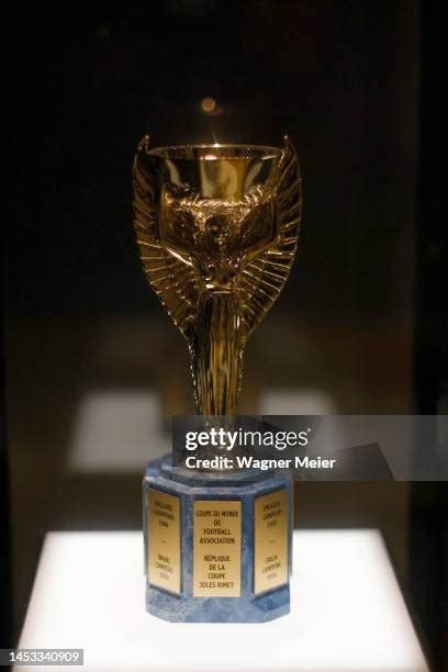 Pele World Cup Trophy Photos And Premium High Res Pictures Getty Images