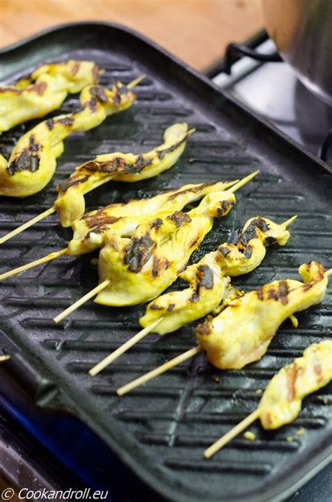 Sate brochettes de poulet sauce cacahuètes À Découvrir