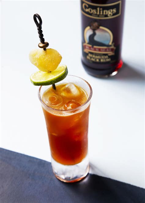 How To Make A Dark N Stormy Classic Cocktail Guide Garden And Gun