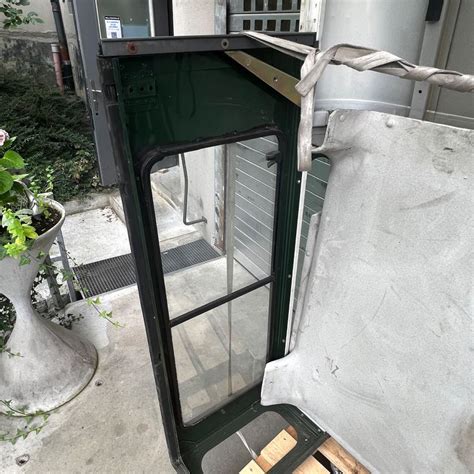 LAND ROVER DEFENDER TD5 HARDTOP INKL FENSTER UND VERKLEIDUNG Kaufen