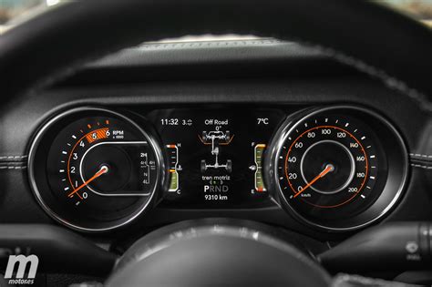 Comparativa Jeep Gladiator vs Ford Ranger Raptor Cuál es el rey de los