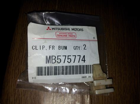 MB575774 ФИКСАТОР ПЕРЕДНЕГО БАМПЕРА Mitsubishi | Запчасти на DRIVE2