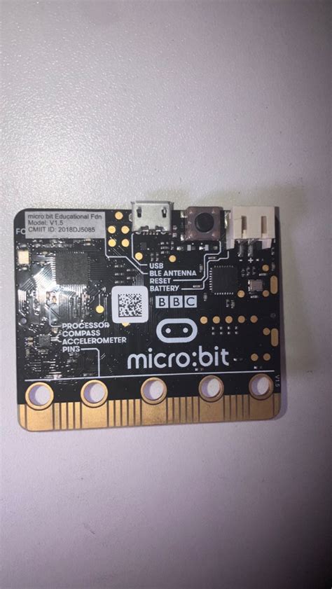 micro bit 小學中學適用 電腦＆科技 電腦周邊及配件 電腦軟件 carousell