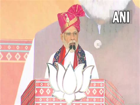 Gujarat Election 2022 एका कुटुंबाला खूश करण्यासाठी मला रावण म्हणाले