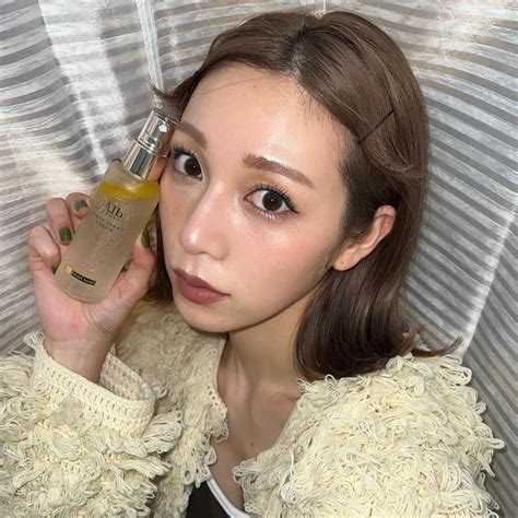 古川優香さんのインスタグラム写真 古川優香instagram 「最近肌の調子わるくて、ベースメイクよれやすかってんけど、dalbaの