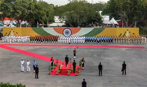 स्वतंत्रता दिवस की तैयारियां पूरी पीएम मोदी लाल किले से करेंगे समारोह