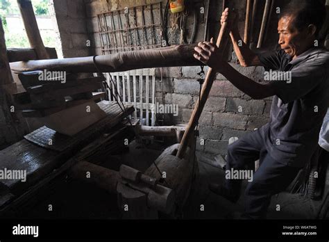 Chinese Paper Making Traditional High Resolution Stock Photography And