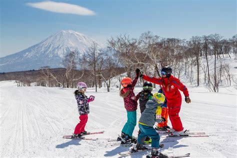 The Tl Guide To Skiing In Niseko Japans Land Of The Perfect Powder