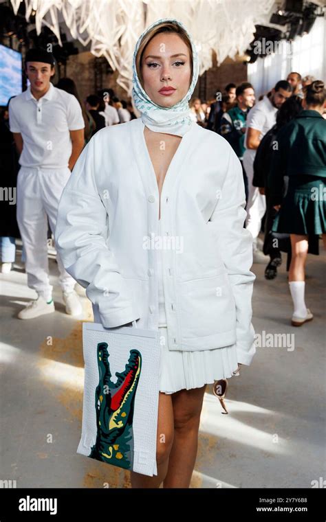 Paris Frankreich 01st Oct 2024 Ester Exposito Attends Lacoste