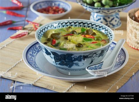 Kaeng Khiao Wan Thai Green Chicken Curry Thailand Food Stock Photo Alamy