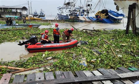 Guayaquil Flota Cadáver Sin Cabeza En El Río Guayas