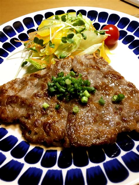 牛の切り落とし肉でステーキを By サヤスカマカン 【クックパッド】 簡単おいしいみんなのレシピが396万品