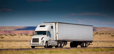 4 Interesting Facts About Semi Trucks