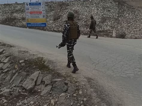 Encounter In Jammu Kashmir कश्मीरी पंडित के हत्यारे समेत दो आतंकी